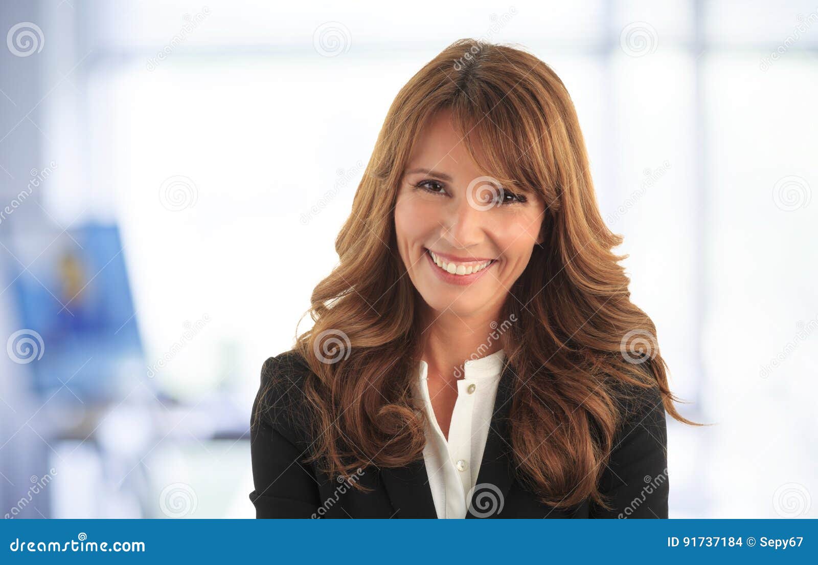 Mujer Profesional Confidente Foto de archivo - Imagen de logro, mujer ...