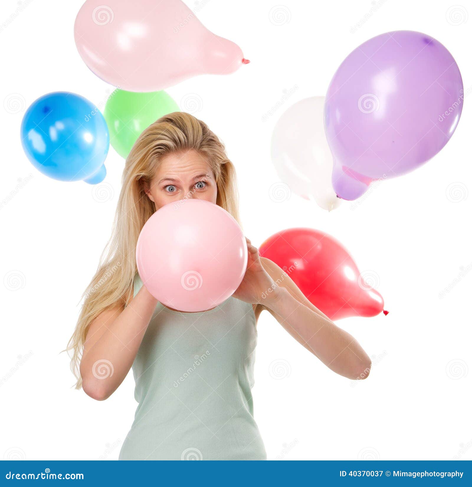 Mujer Que Explota Los Globos Para Un Partido Imagen de archivo - Imagen ...