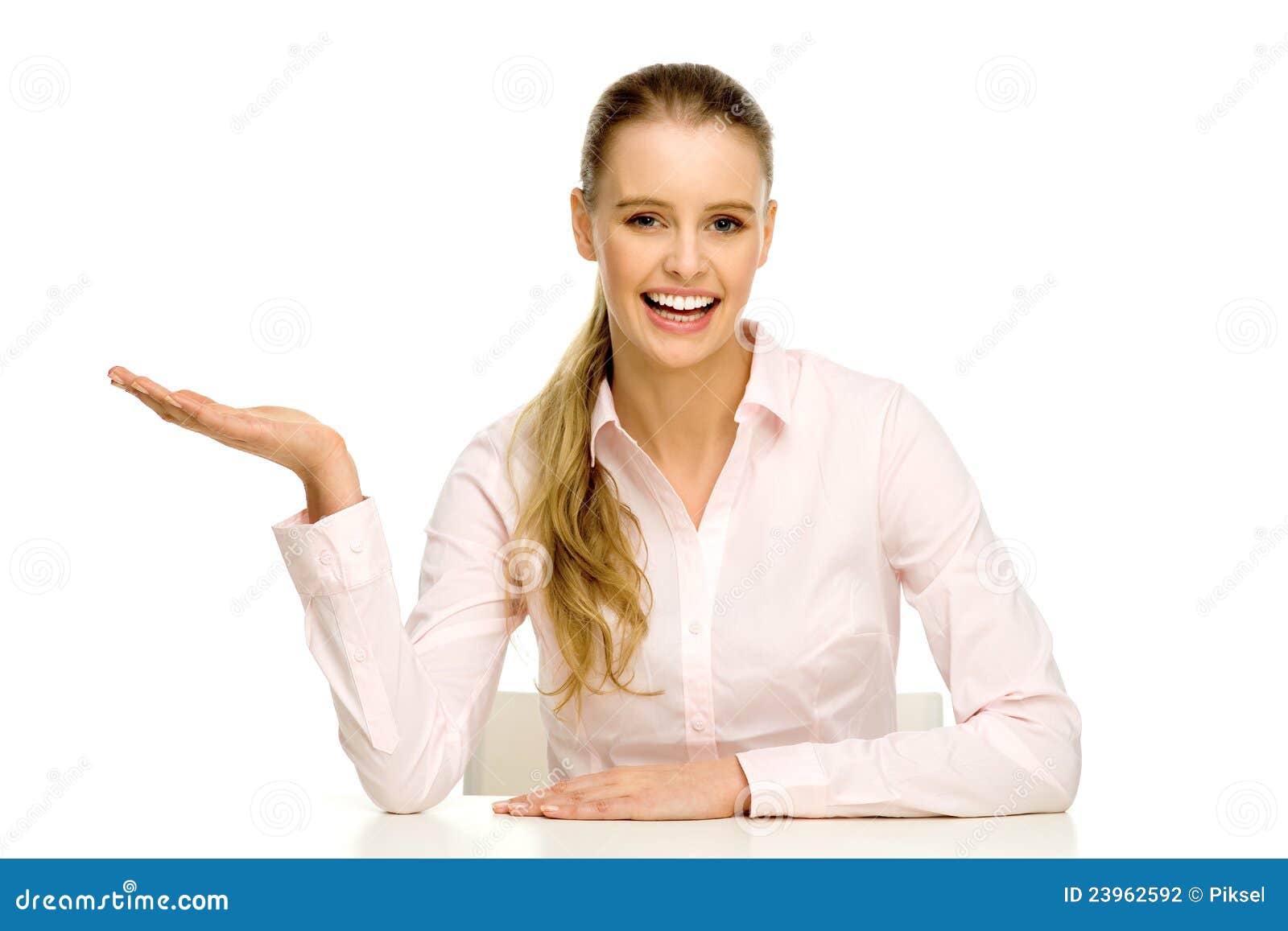 Mujer que presenta algo foto de archivo. Imagen de empresario - 23962592