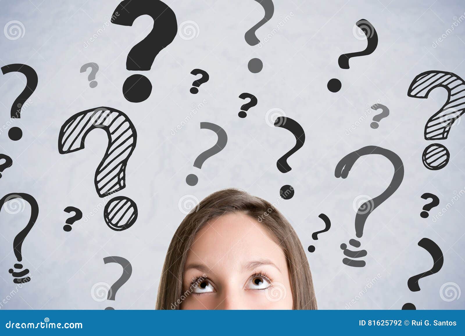 Mujer que tiene dudas foto de archivo. Imagen de muchacha - 81625792