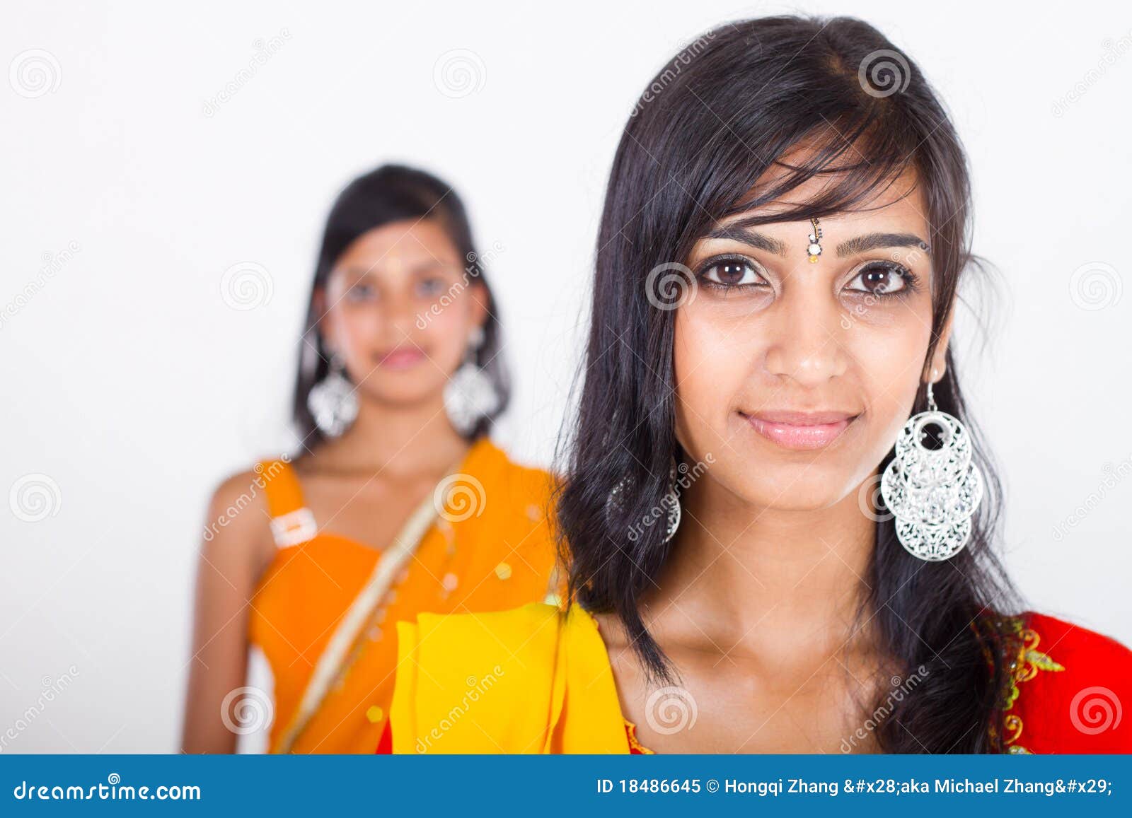 Mujeres indias imagen de archivo. Imagen de pelo, muchacha - 18486645