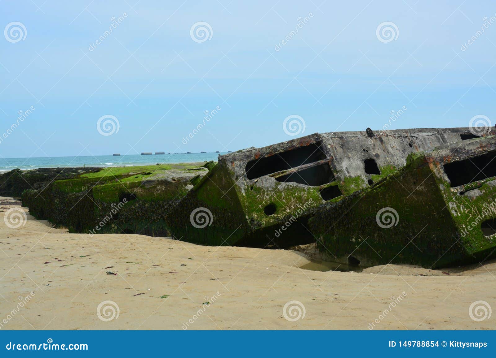 Mulberry Harbours - Arromanches Editorial Stock Image - Image of feat ...