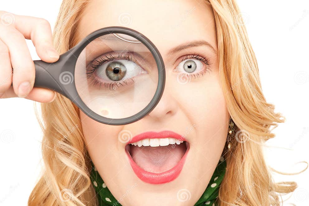 Mulher com lupa foto de stock. Imagem de menina, ampliar - 40512226