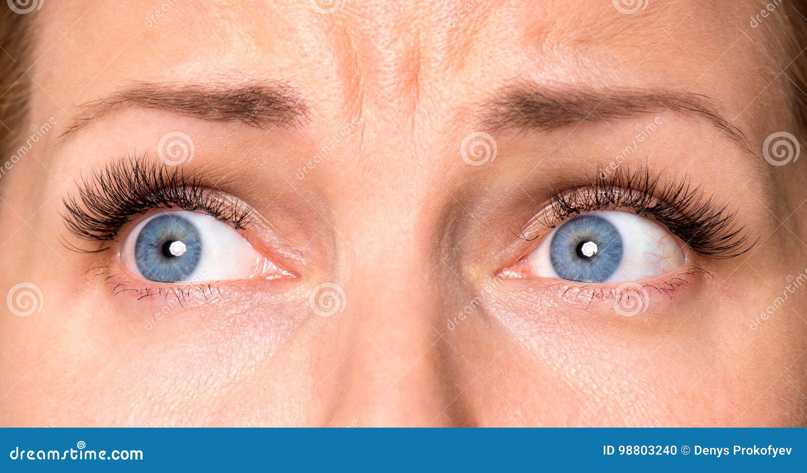 Mulher Da Cara Com Olhos E Pestanas Foto de Stock - Imagem de choque ...