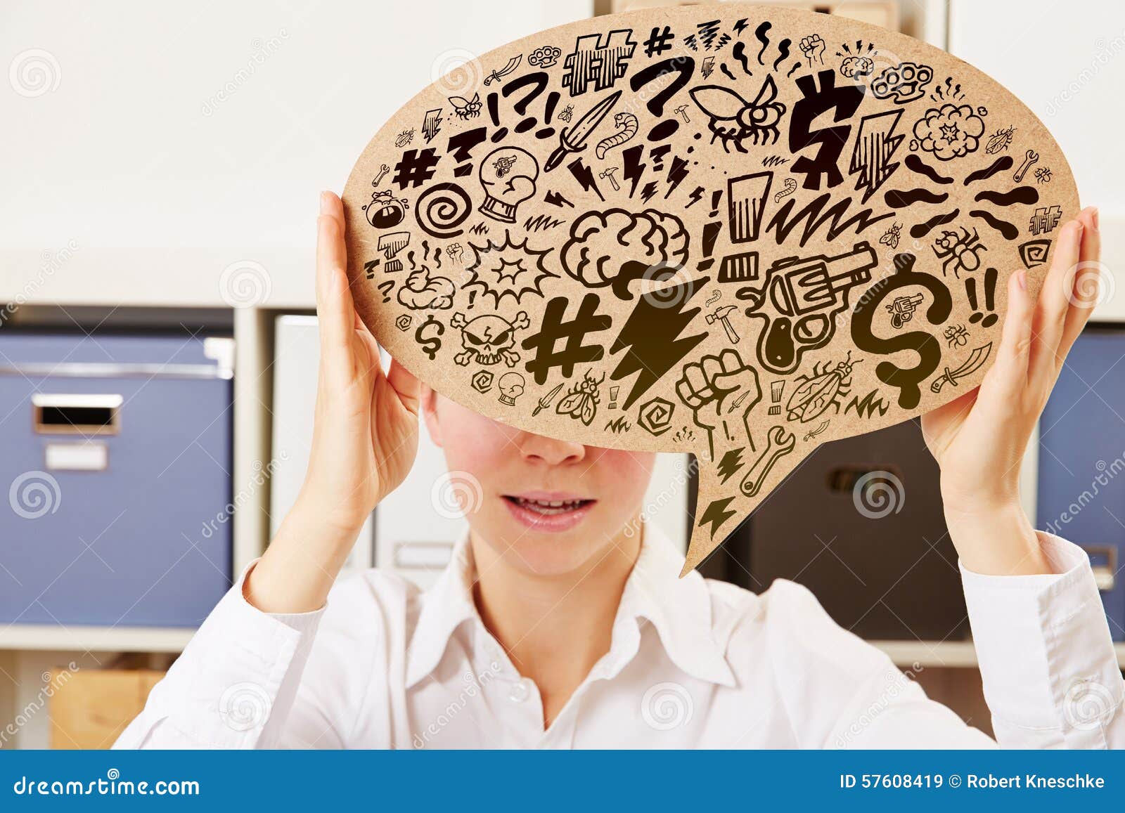 Mulher Que Xinga E Que Maldiz Em Uma Bolha Do Discurso Imagem de Stock ...