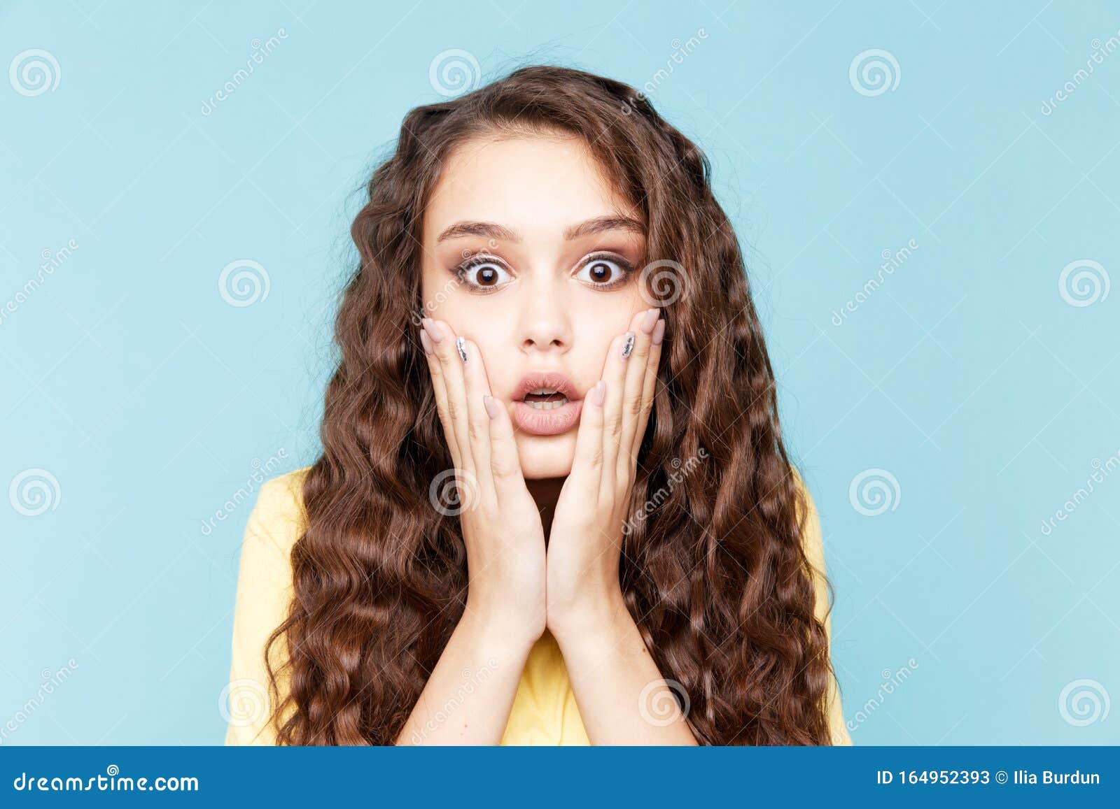 Mulher Surpreendida, Isolada Imagem de Stock - Imagem de fundo, morena ... Mulher Surpreendida, Isolada Imagem de Stock - Imagem de fundo, morena ...