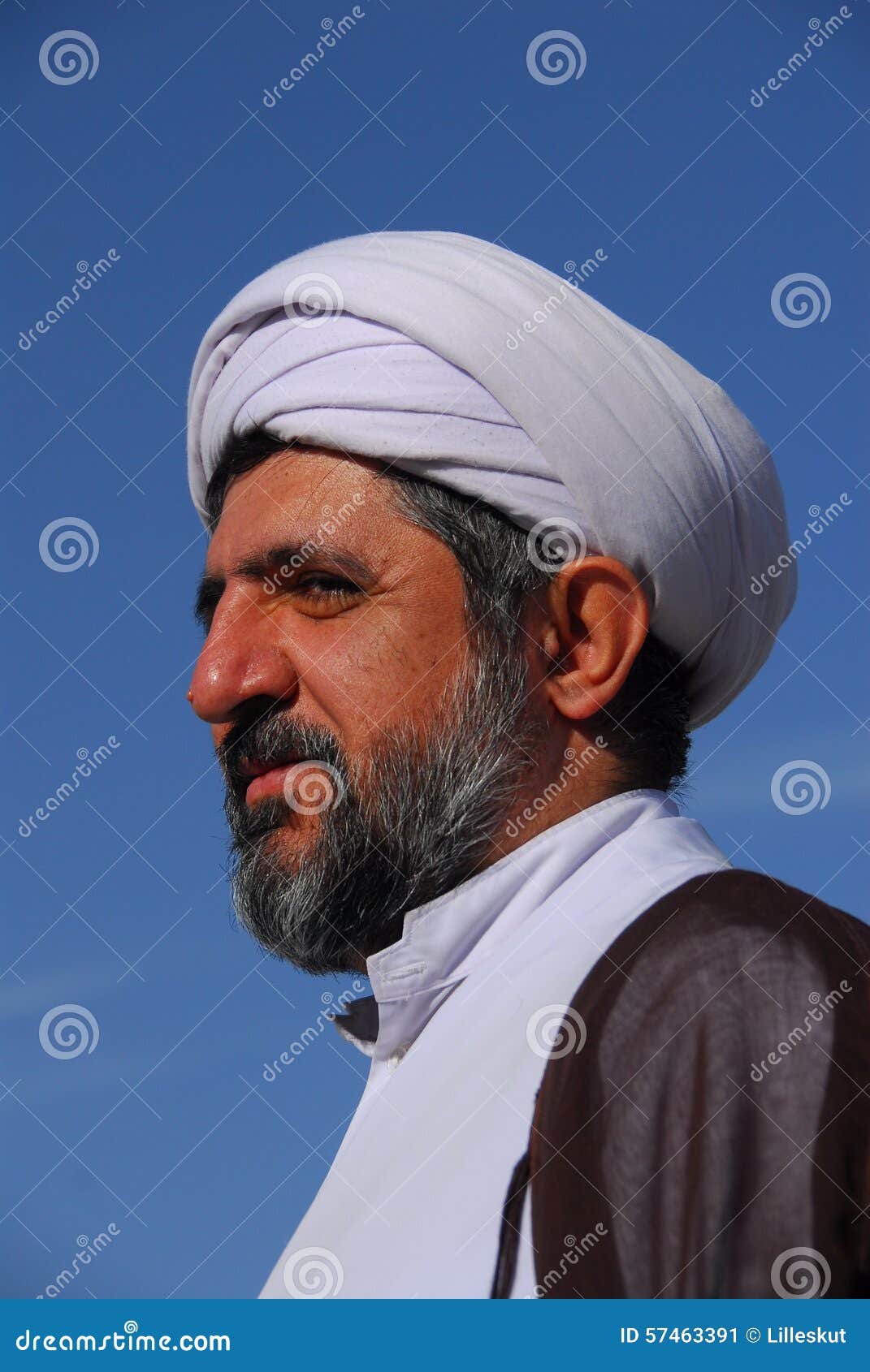 Mullah redactionele foto. Image of boek, gezicht, isphahan - 57463391