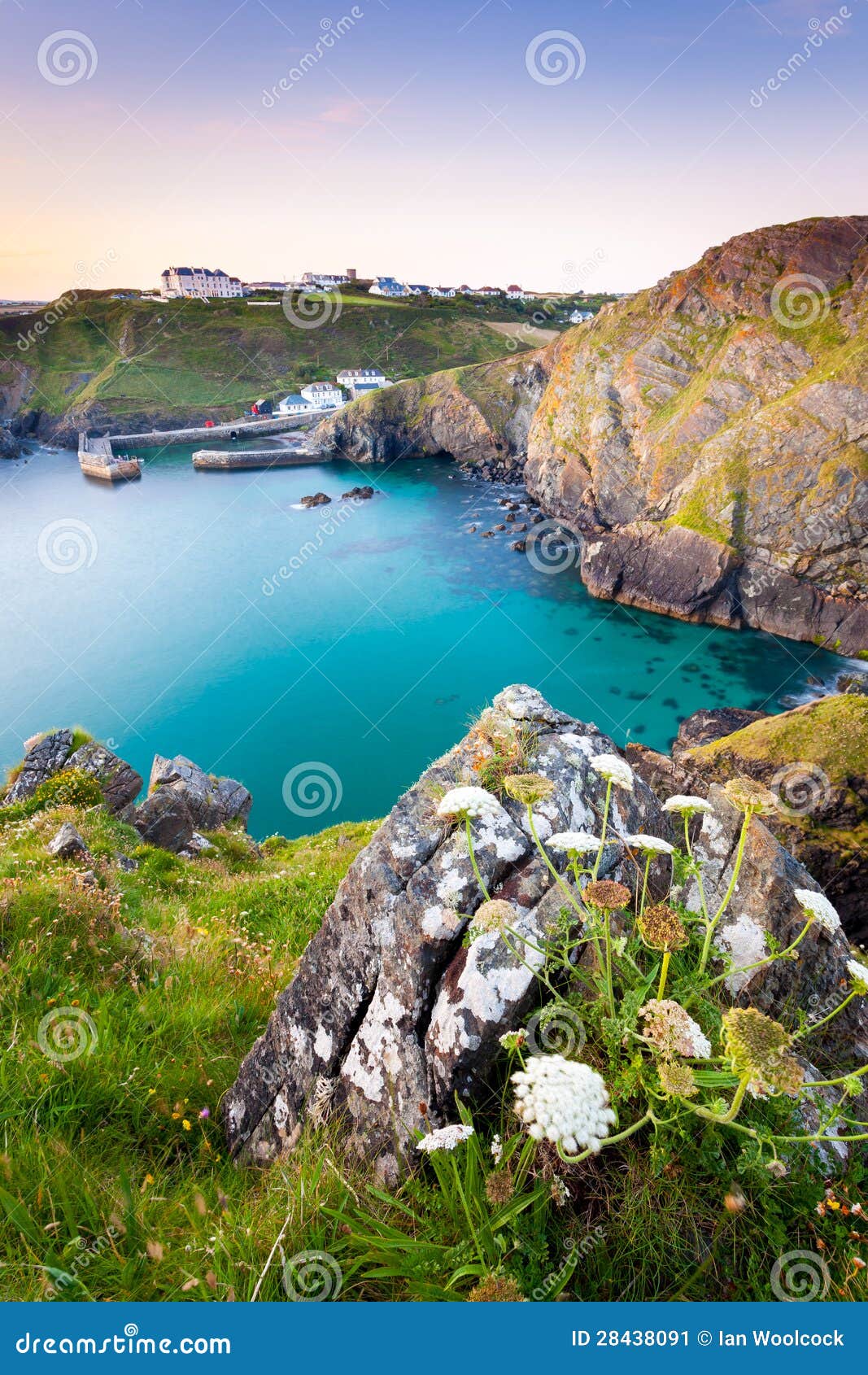 Mullion Cove Cornwall stock image. Image of english, dusk - 28438091