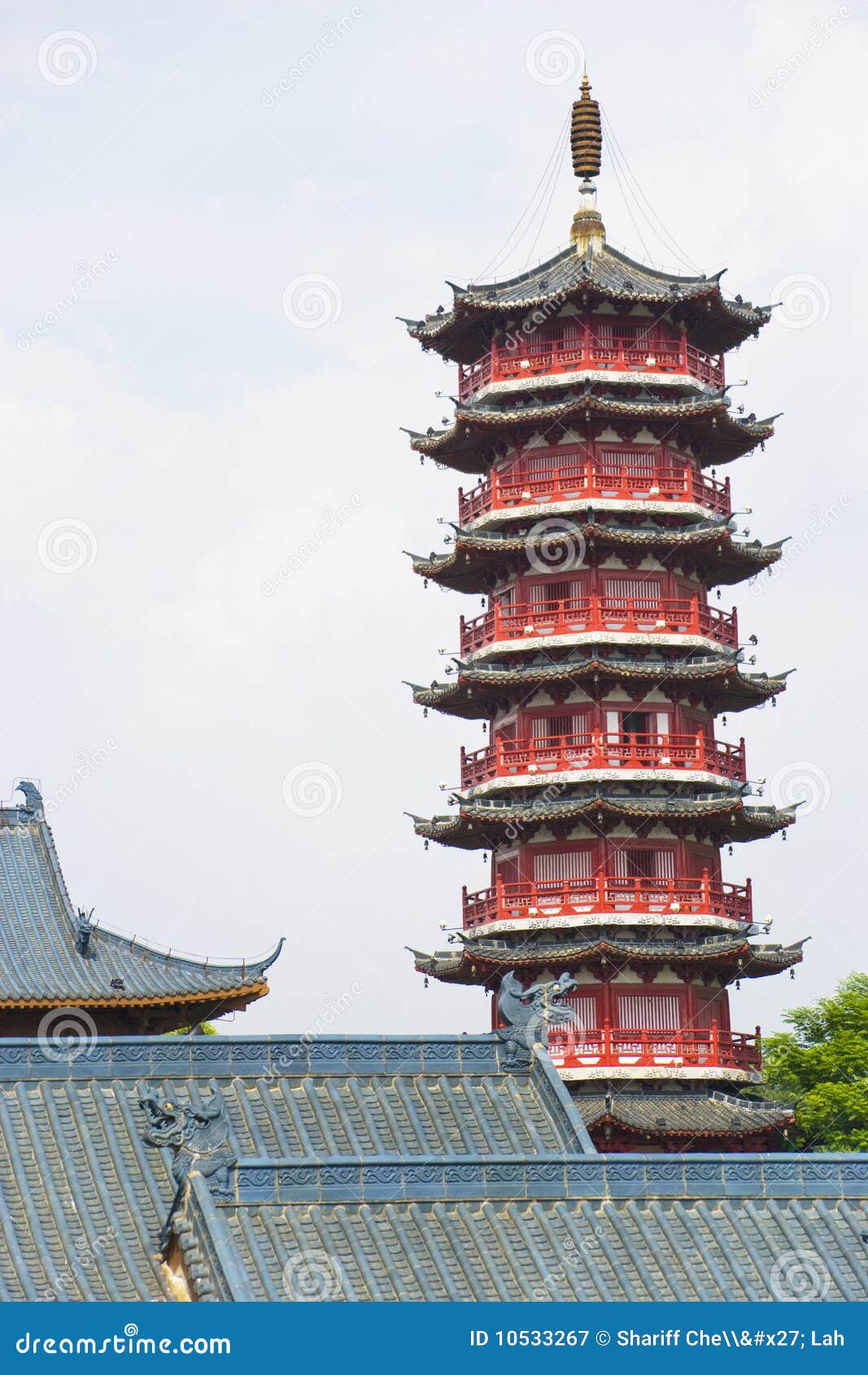 Mulong See-Pagode, Guilin, China Stockbild - Bild von historisch ...