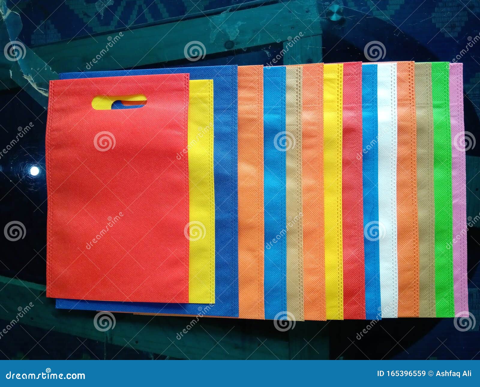 Multi Color Bags, Eco Friendly Shopping Bags Stock Image - Image of ...