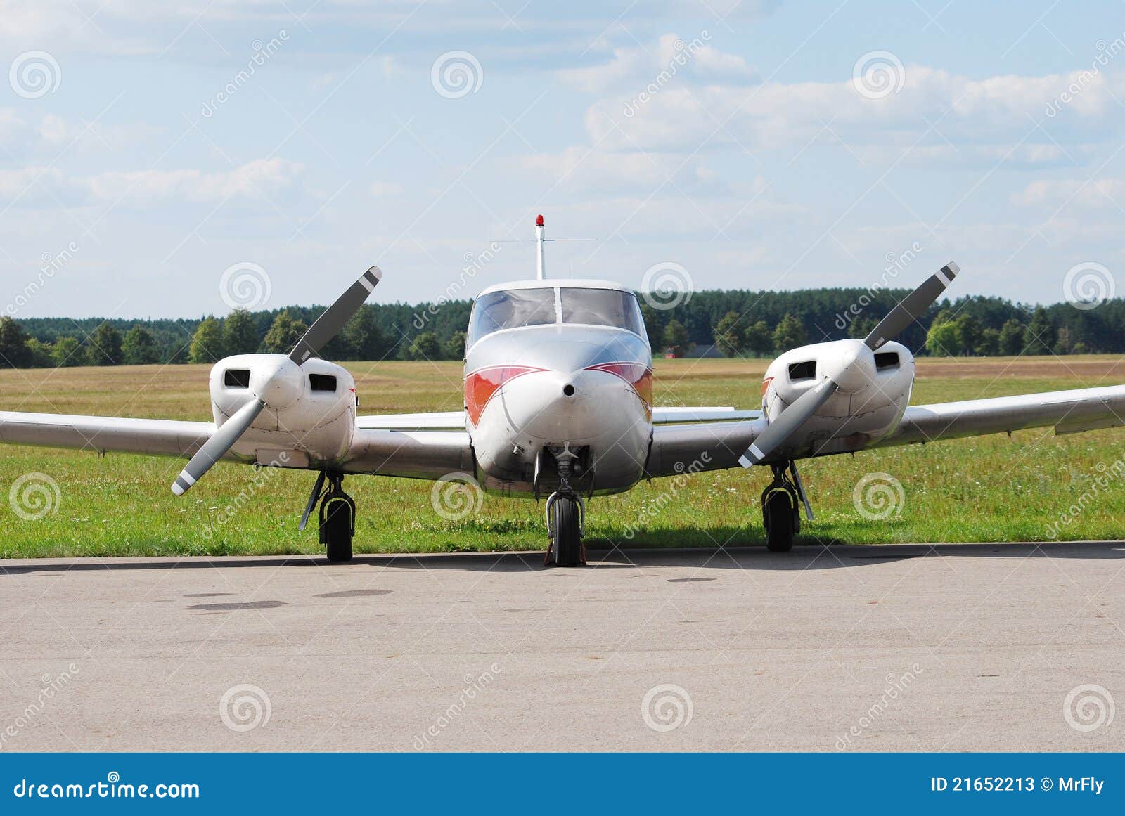 Multi engine airplane stock image. Image of airplane - 21652213