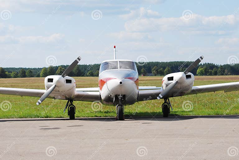 Multi engine airplane stock image. Image of airplane - 21652213