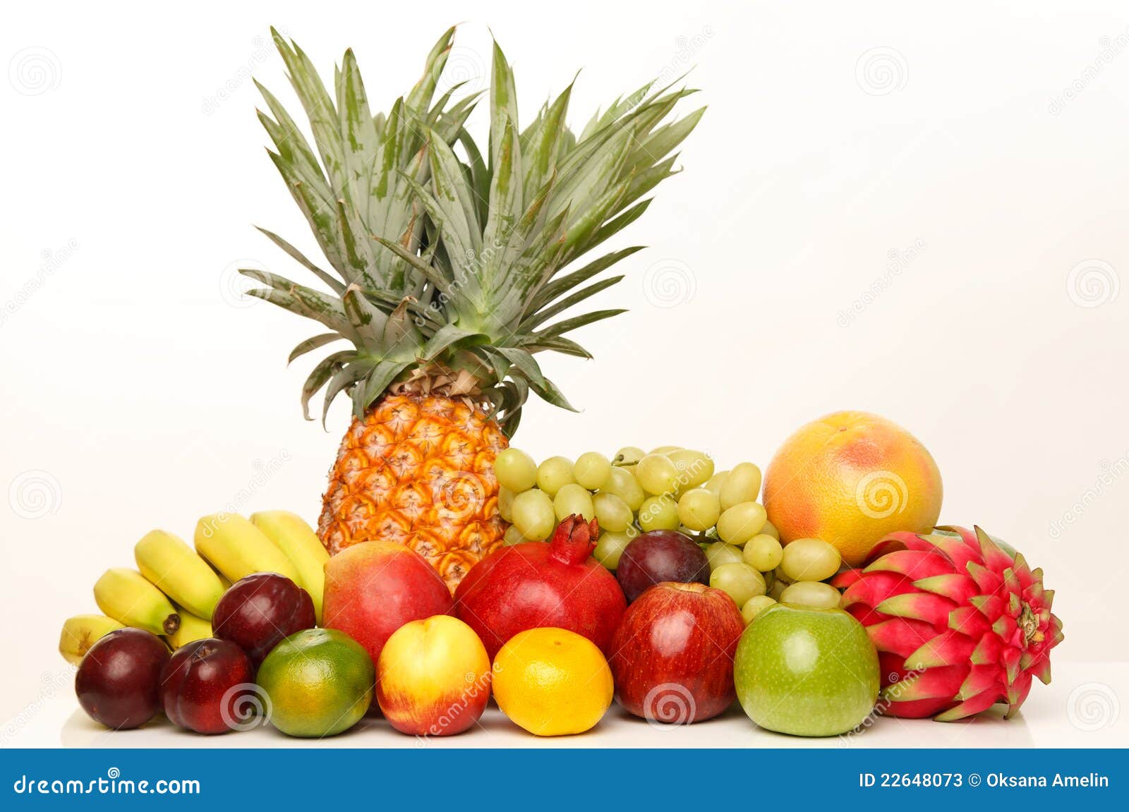 Multi Fruits with Pineapple Stock Image - Image of group, foliage: 22648073