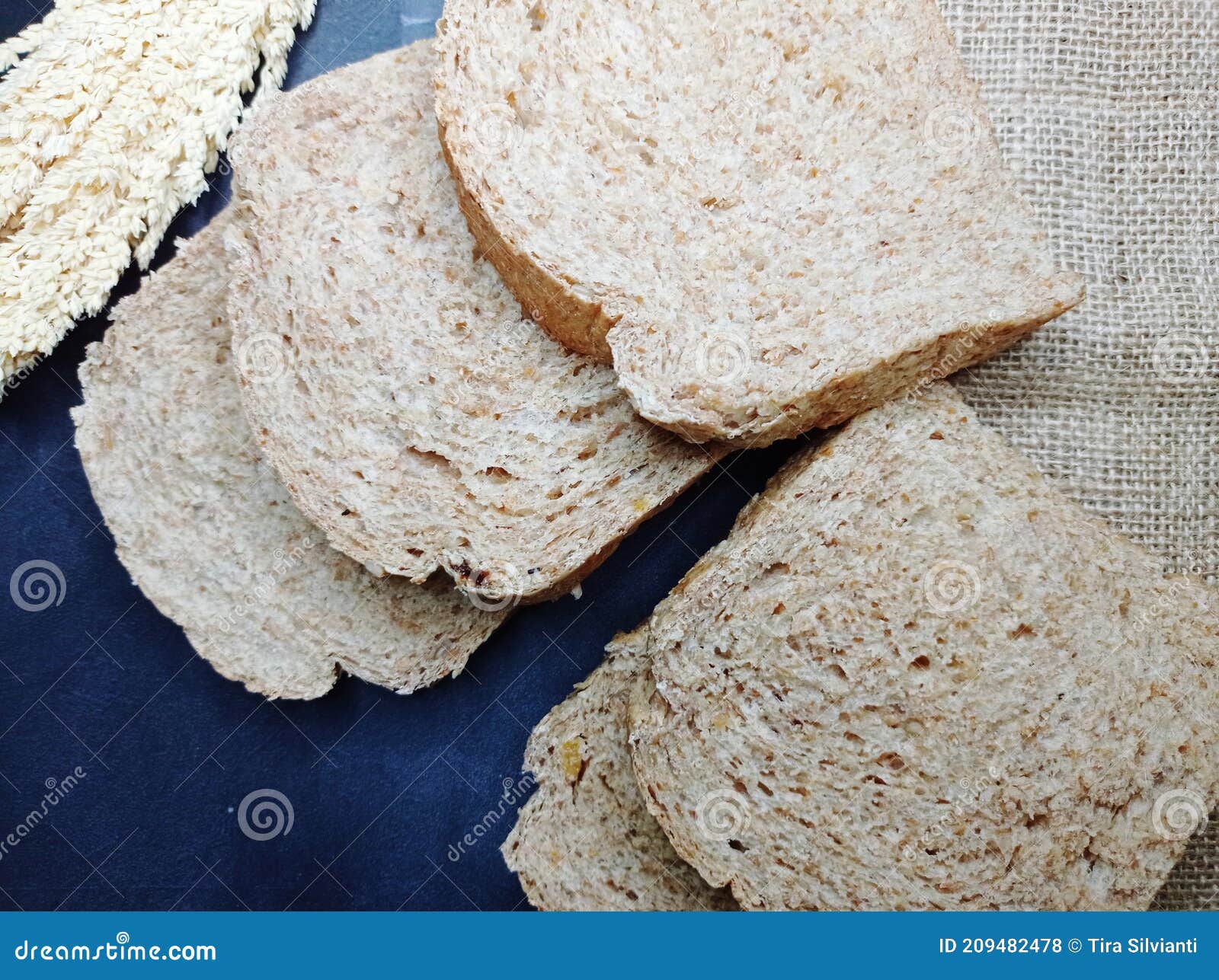 Multi Grains of Whole Wheat Bread Stock Photo - Image of delicious ...