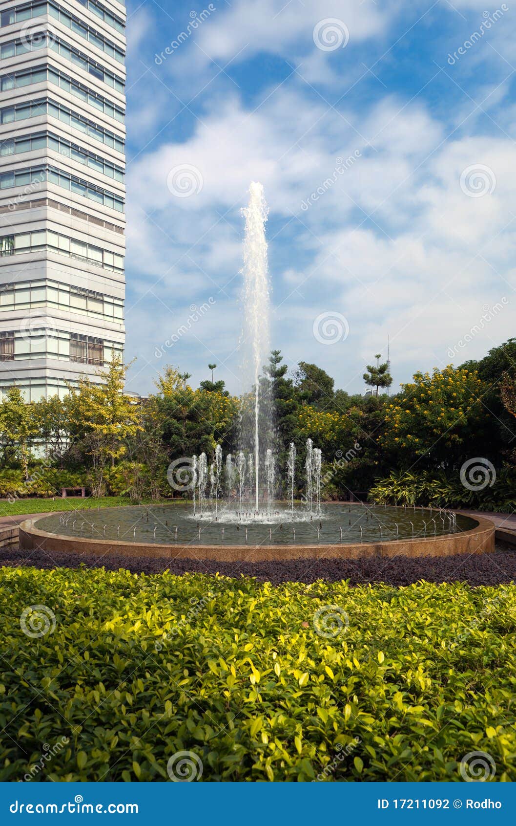 Multi-jet Fountain in Garden Stock Photo - Image of green, grass: 17211092
