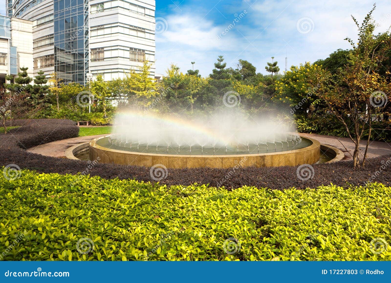 Multi-jet Fountain in Garden Stock Image - Image of drop, fountain ...