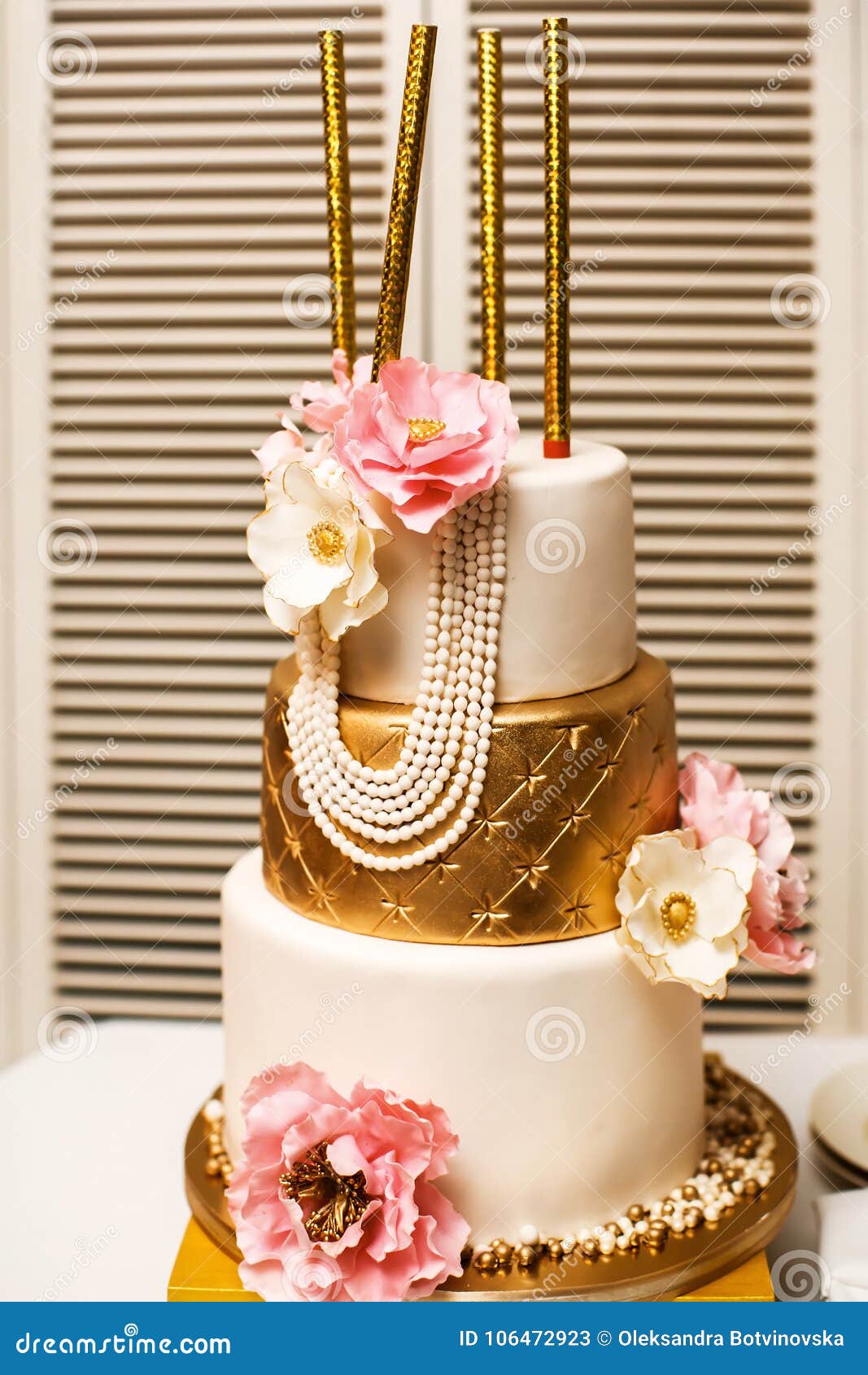 Multi Level Wedding Cake with Flowers and Sparkles Stock Image - Image ...