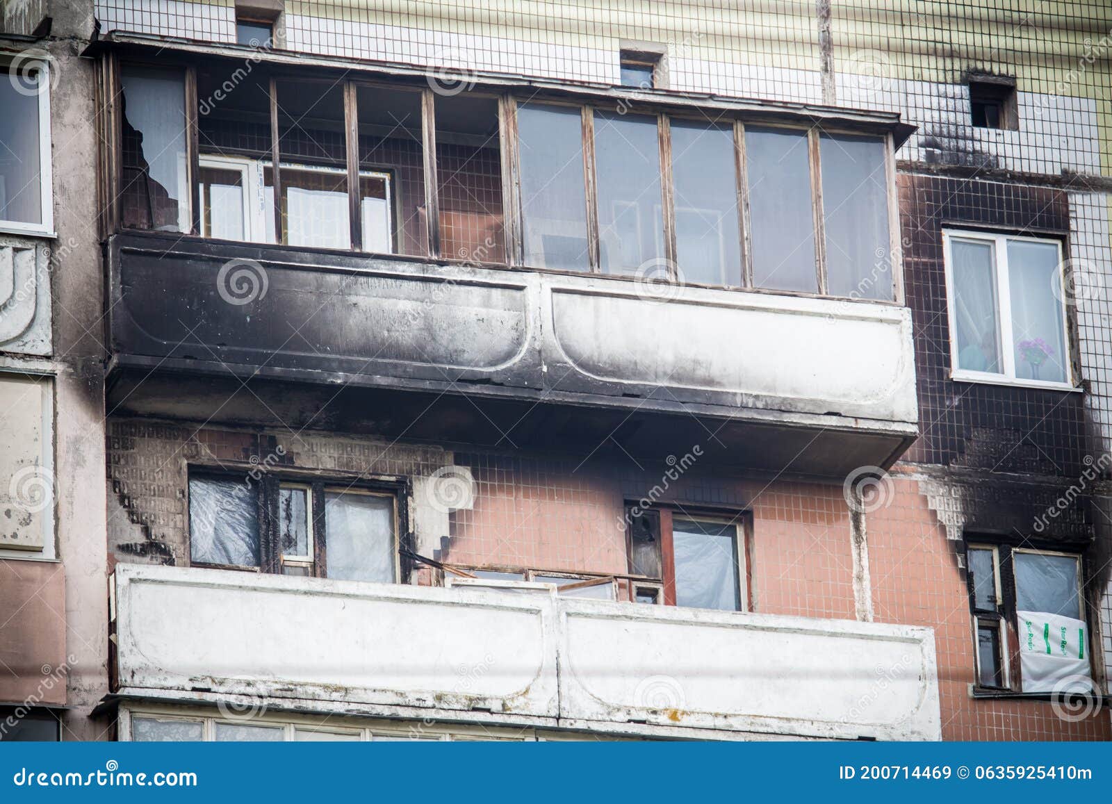 Multi-storey Building after a Fire Stock Image - Image of dirty, dark ...