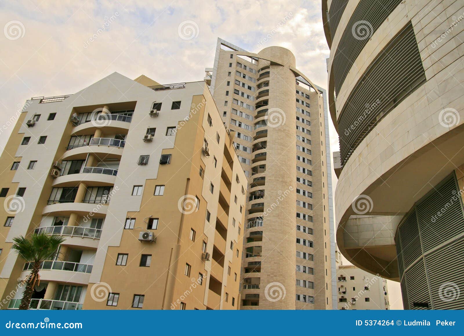 Multi-storey Modern Houses Standing On Bank Of Lake. Modern ...