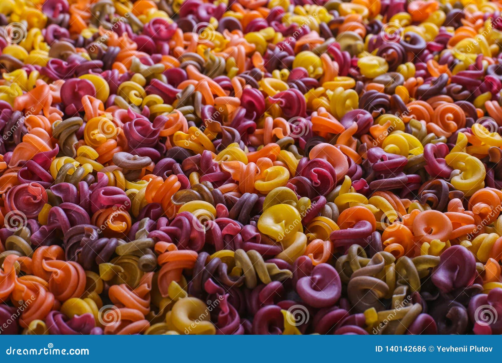 Multi-colored Macaroni of an Unusual Form with Natural Vegetable Dyes ...