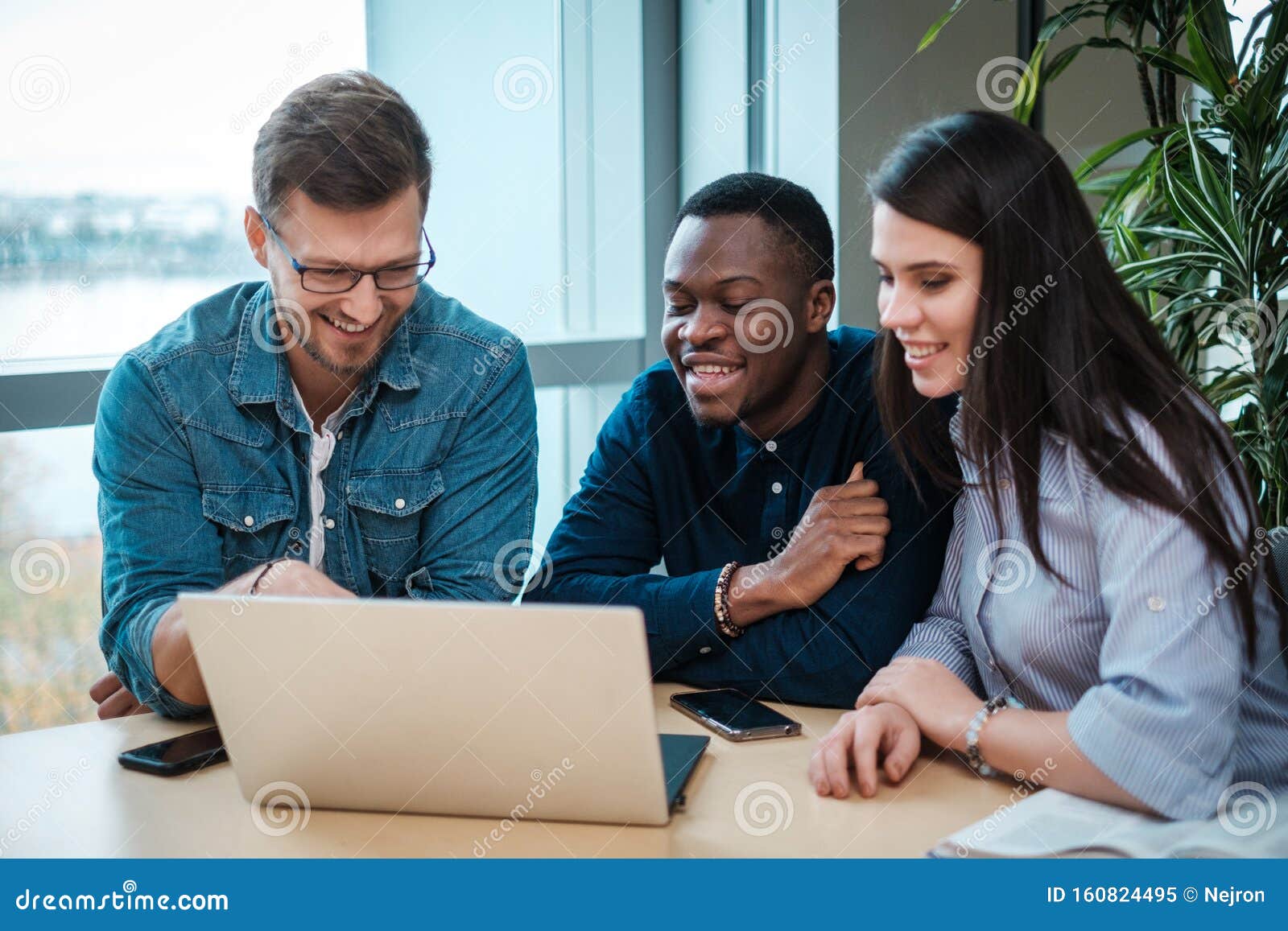 Multicultural Group of Students Discussing Project Stock Image - Image ...