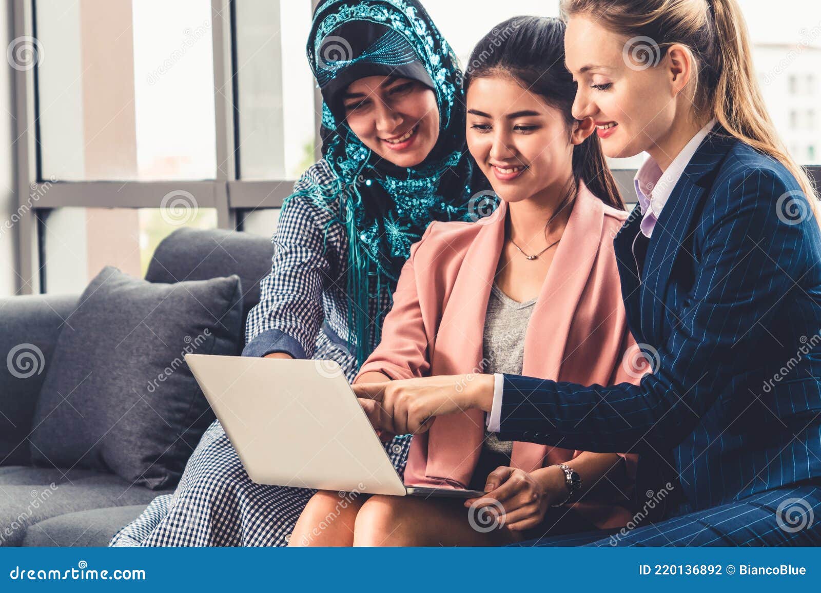Multicultural Working Group Teamwork. Stock Photo - Image of diverse ...