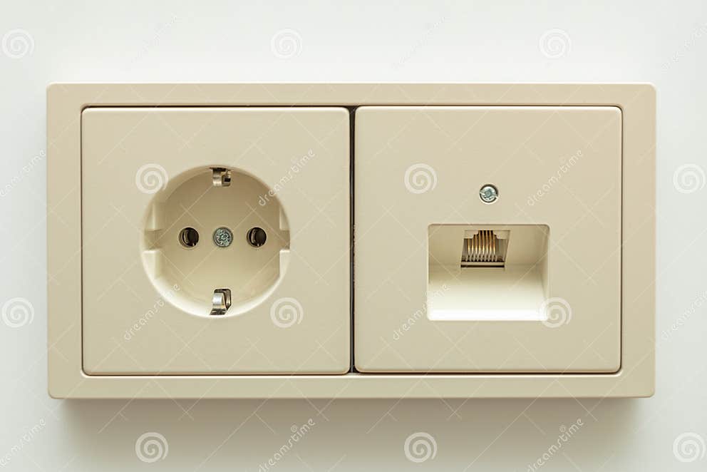 Multifunction Outlet with an Internet Connection, European-style ...