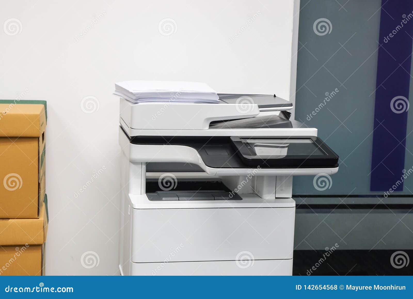 Multifunctional Office Laser Printer for Use in Scanning and Printing ...