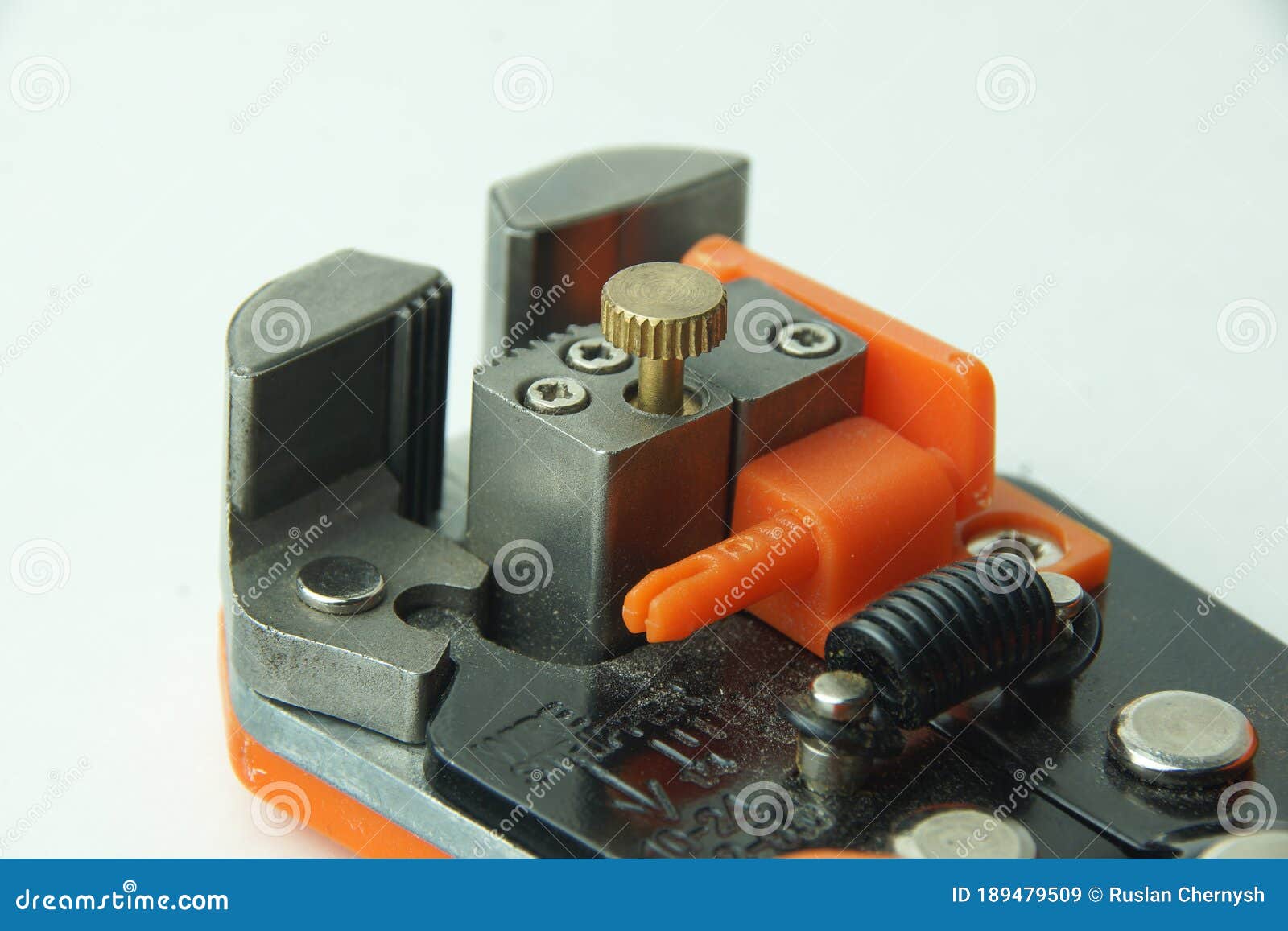 Multifunctional Puller for Removing Insulation from the Wire Stock ...