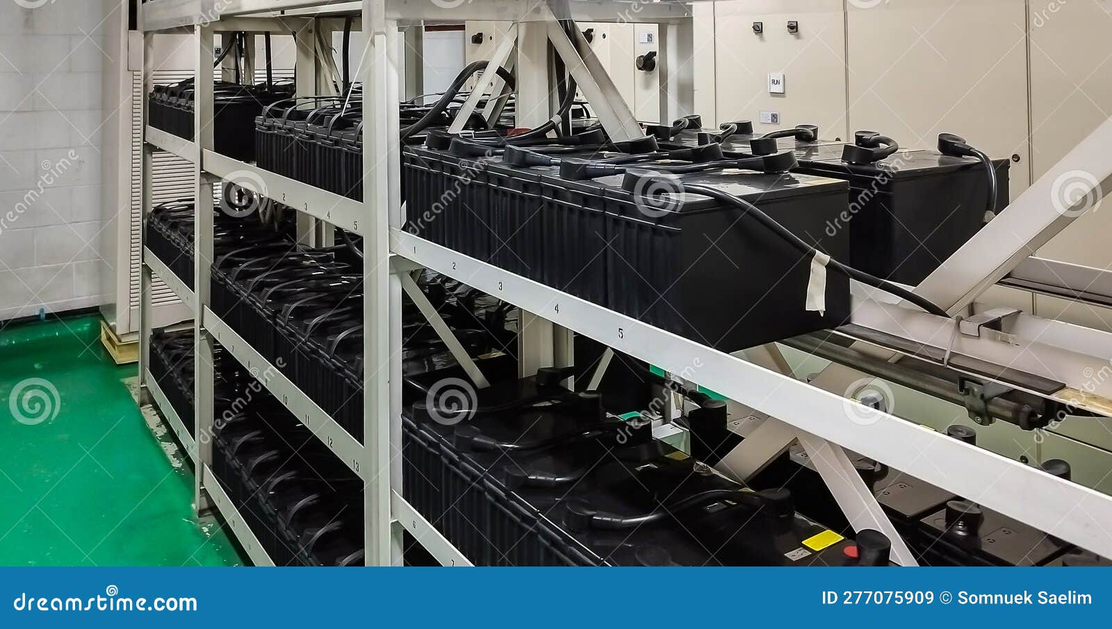 Multiple Batteries Connected for Power Backup in the Factory on the UPS ... Multiple Batteries Connected for Power Backup in the Factory on the UPS ...