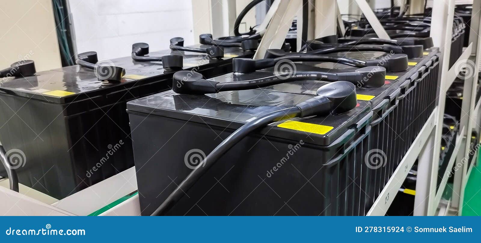 Multiple Batteries Connected for Power Backup in the Factory on the UPS ... Multiple Batteries Connected for Power Backup in the Factory on the UPS ...