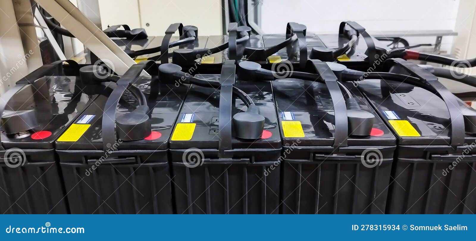 Multiple Batteries Connected for Power Backup in the Factory on the UPS ... Multiple Batteries Connected for Power Backup in the Factory on the UPS ...