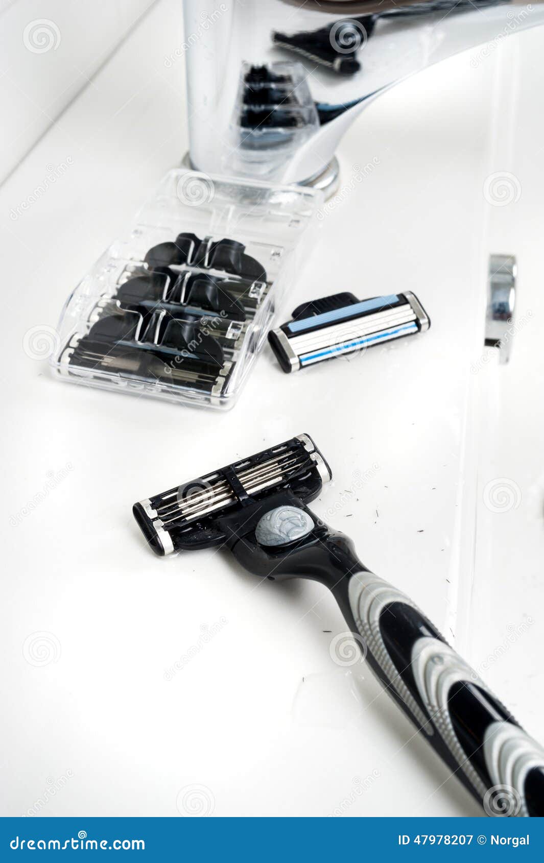 Multiple blade razor stock image. Image of stainless - 47978207
