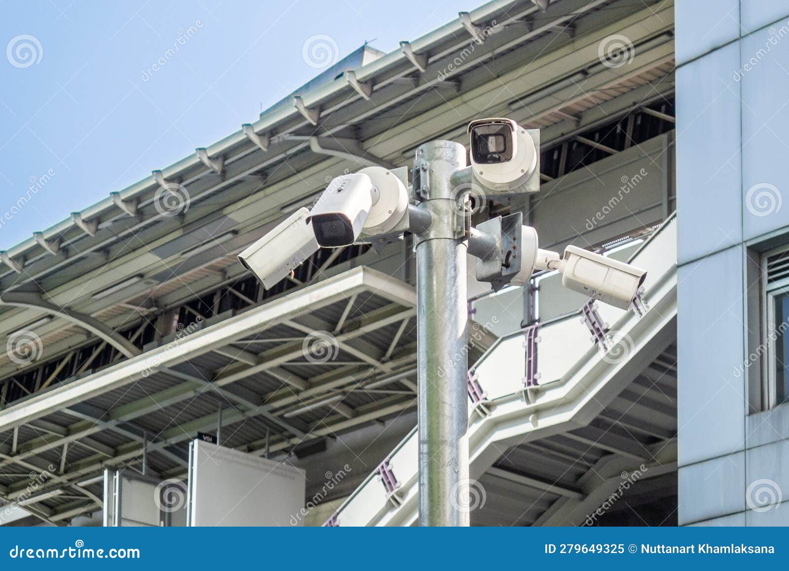 Multiple CCTV Cameras Mounted on Post Stock Image - Image of security ...