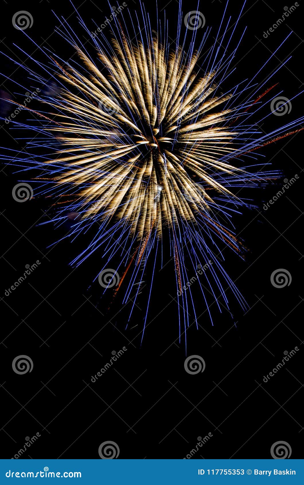 Exploding Fireworks in the Night Sky Stock Image - Image of colors ...