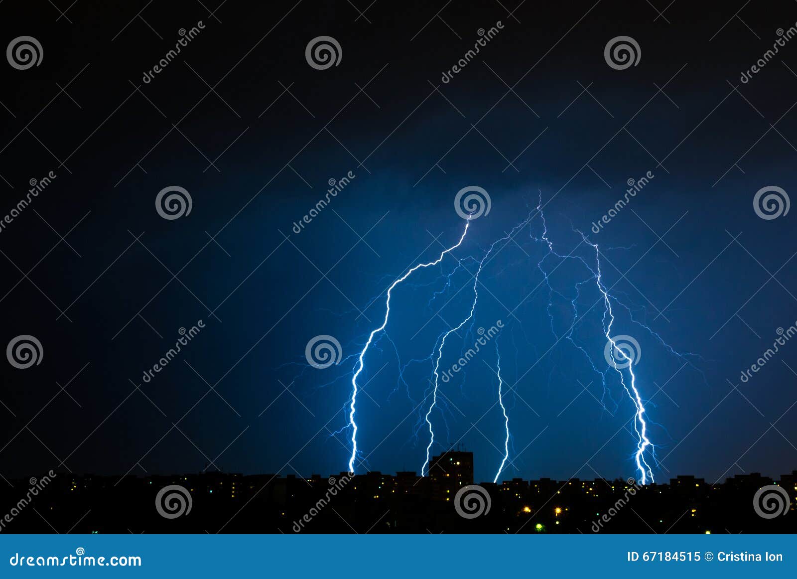 Multiple Lightning Bolts Above Bucharest Stock Image - Image of scenery ...