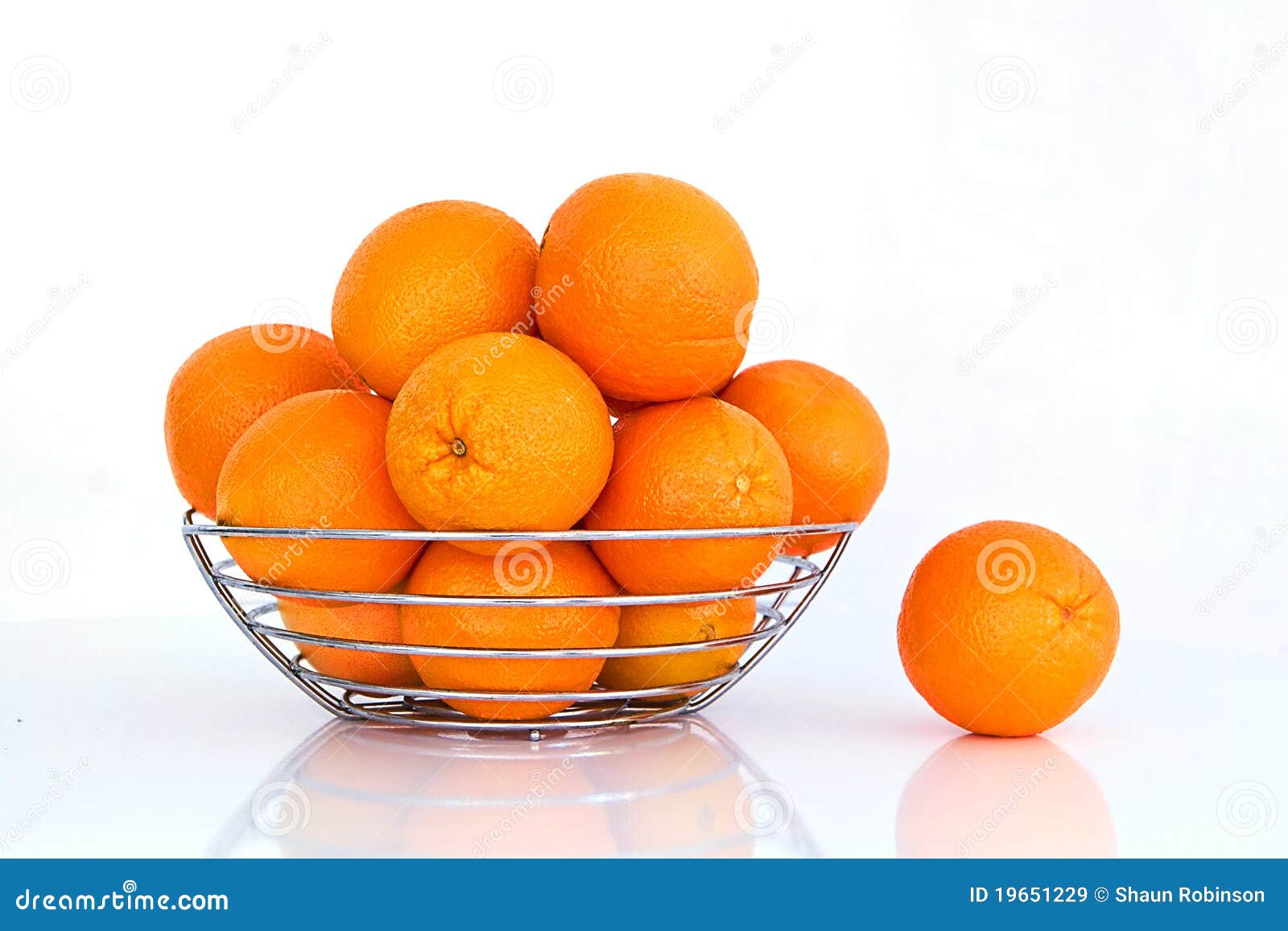 Multiple Oranges Against a White Background Stock Image - Image of ...