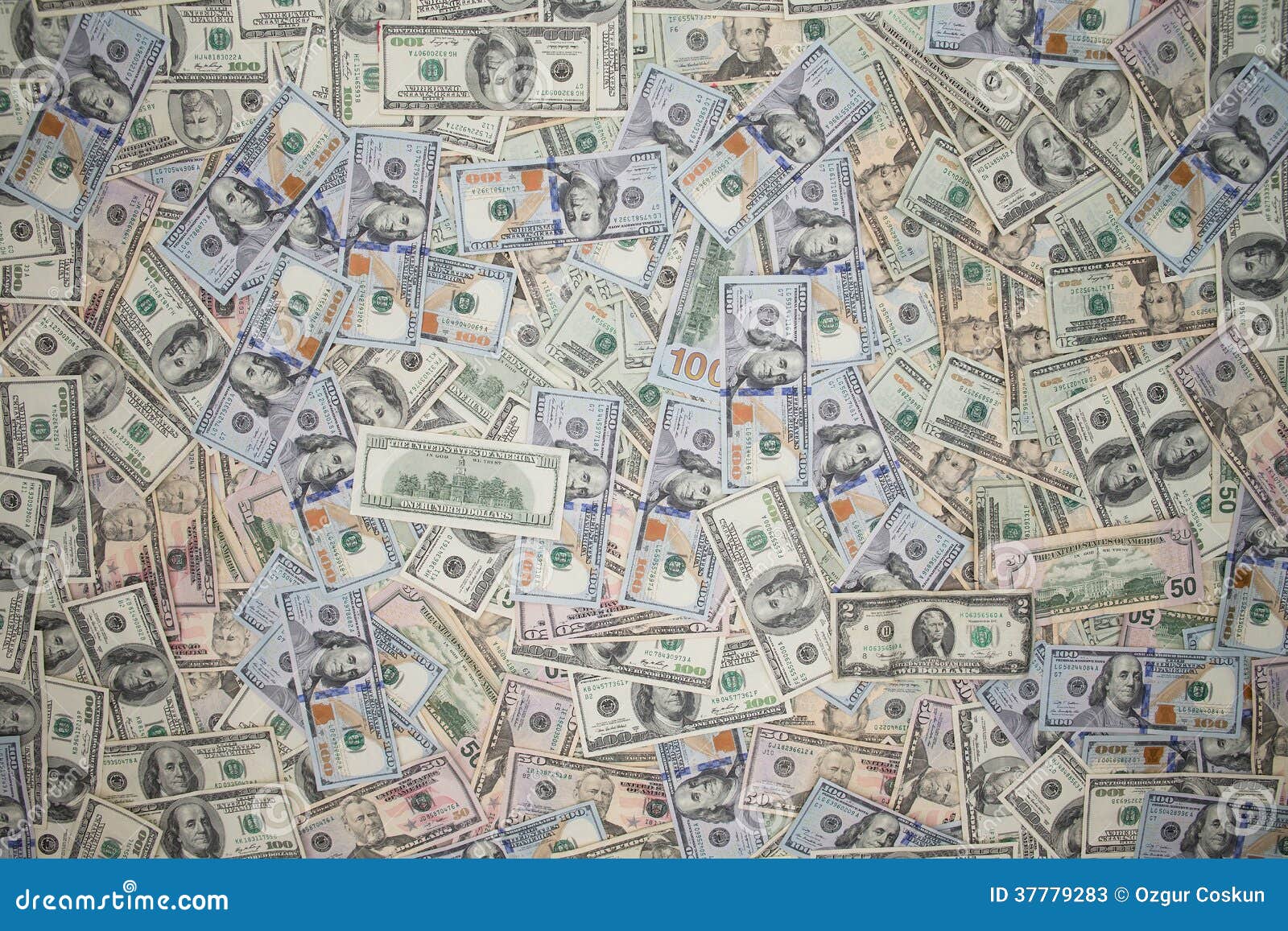 Multiple Scattered American 100 Dollar Banknotes Stock Image - Image of ...