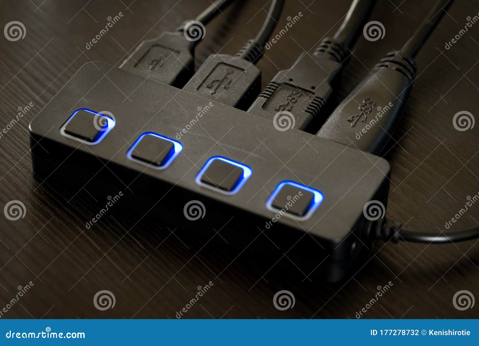 Multiple USB hub device stock photo. Image of charging - 177278732