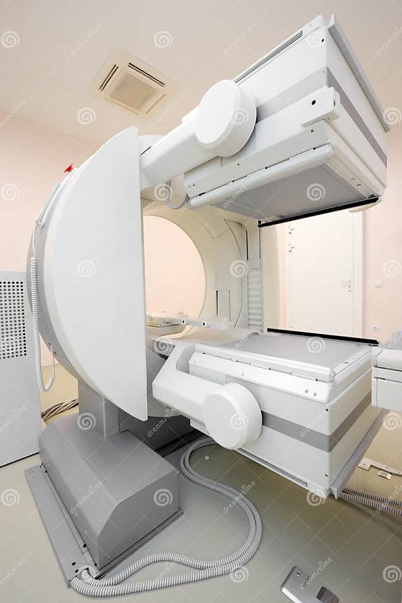 Multipurpose gamma camera stock photo. Image of diagnostics - 18155882