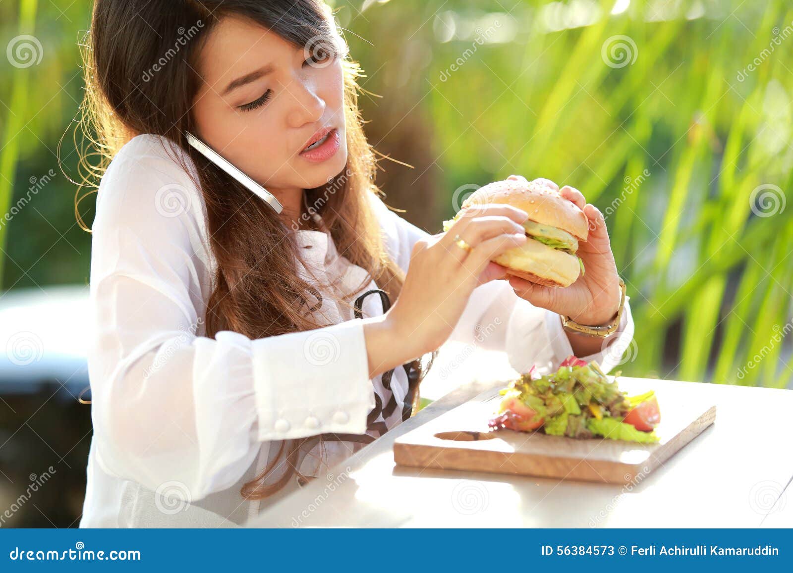 594 Eating Multitasking Stock Photos - Free & Royalty-Free Stock Photos ...
