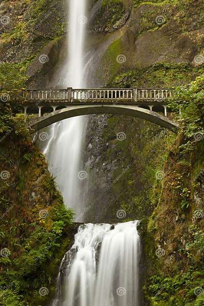 Multnomah Falls stock image. Image of creek, rock, scenery - 22306165