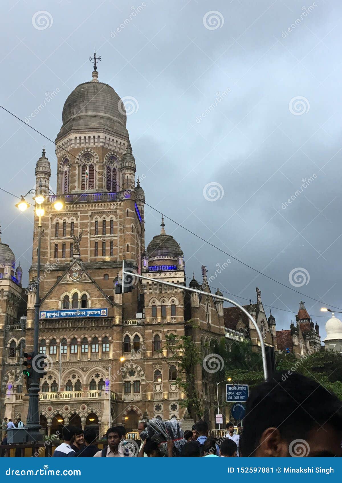 Mumbai CST editorial photo. Image of mumbai, street - 152597881