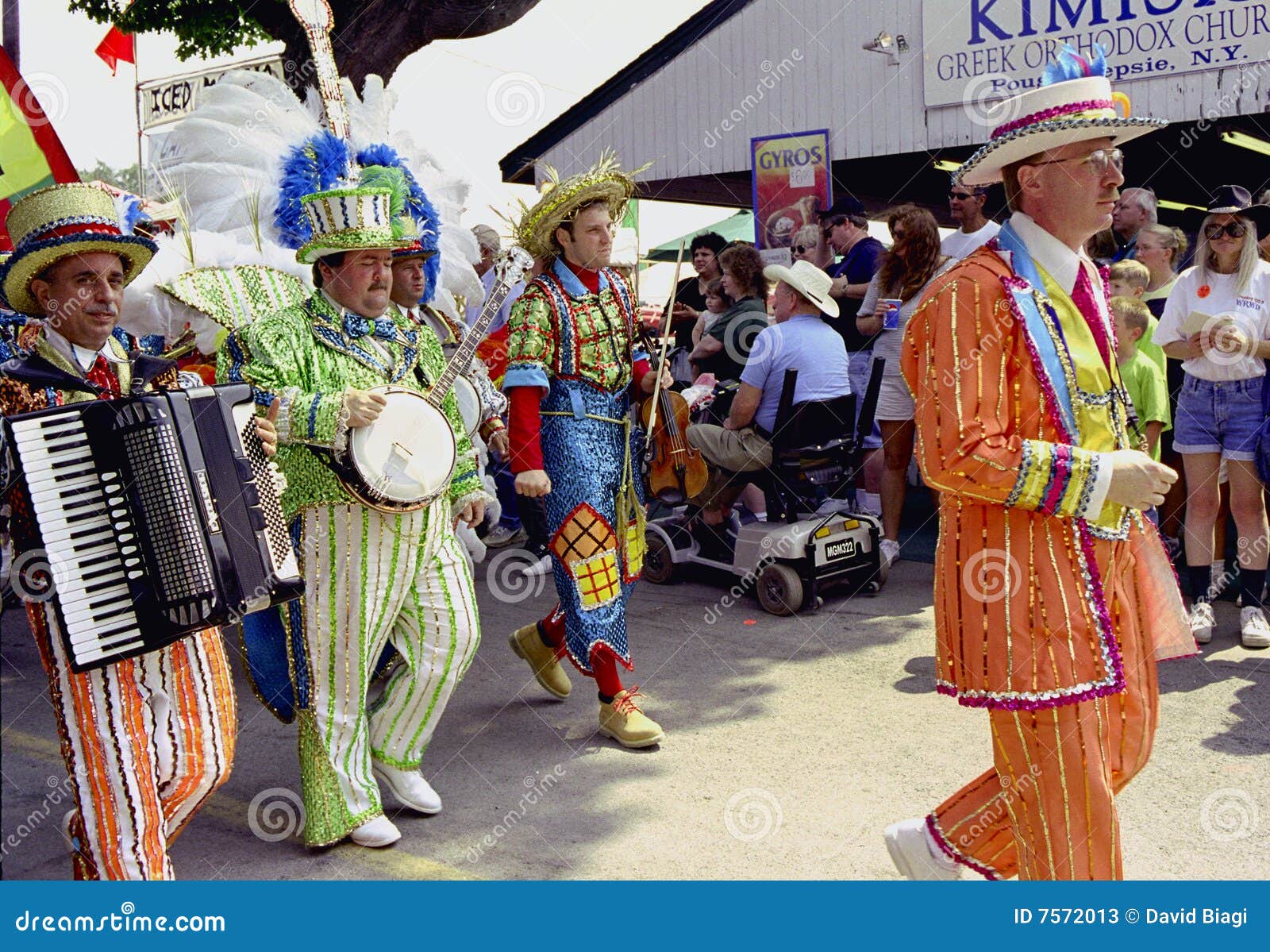 Mummers Parade editorial stock photo. Image of marching - 7572013