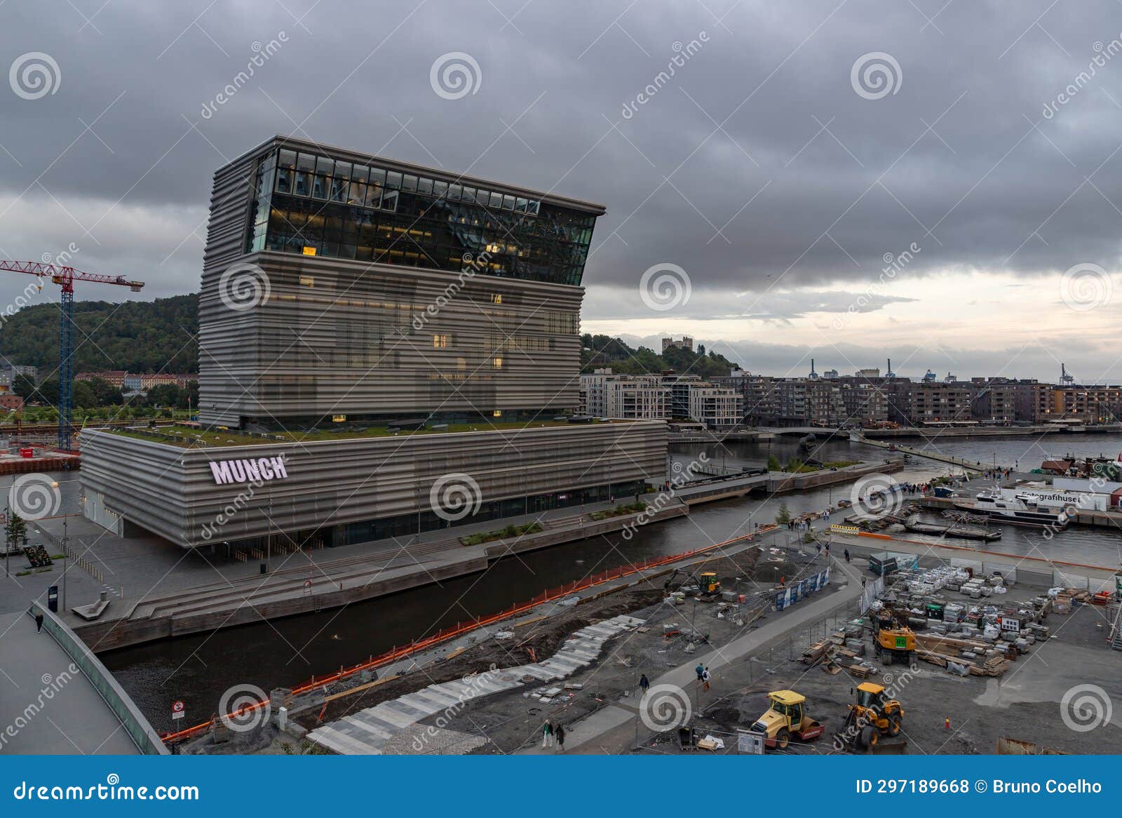Munch Museum at Sunset editorial stock photo. Image of rooftop - 297189668
