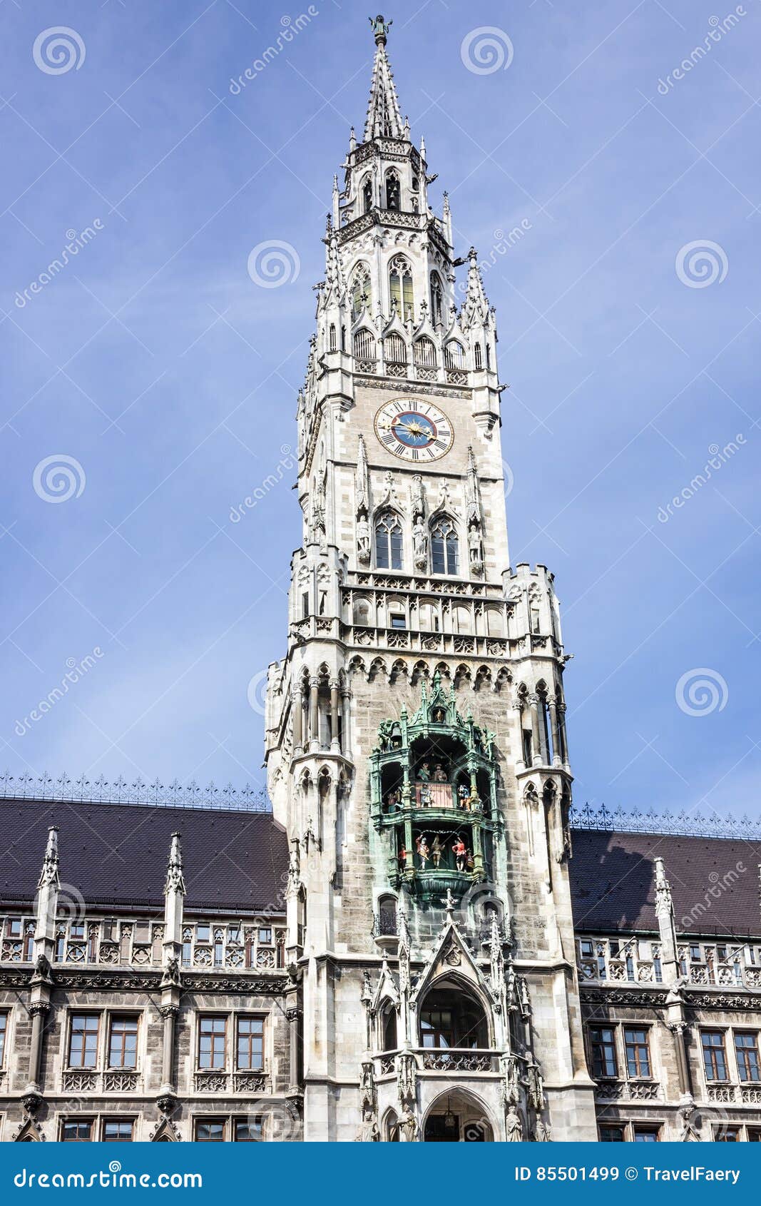 Munchen New Town Hall Building, Munich Germany, Marienplatz, Cl Stock ...