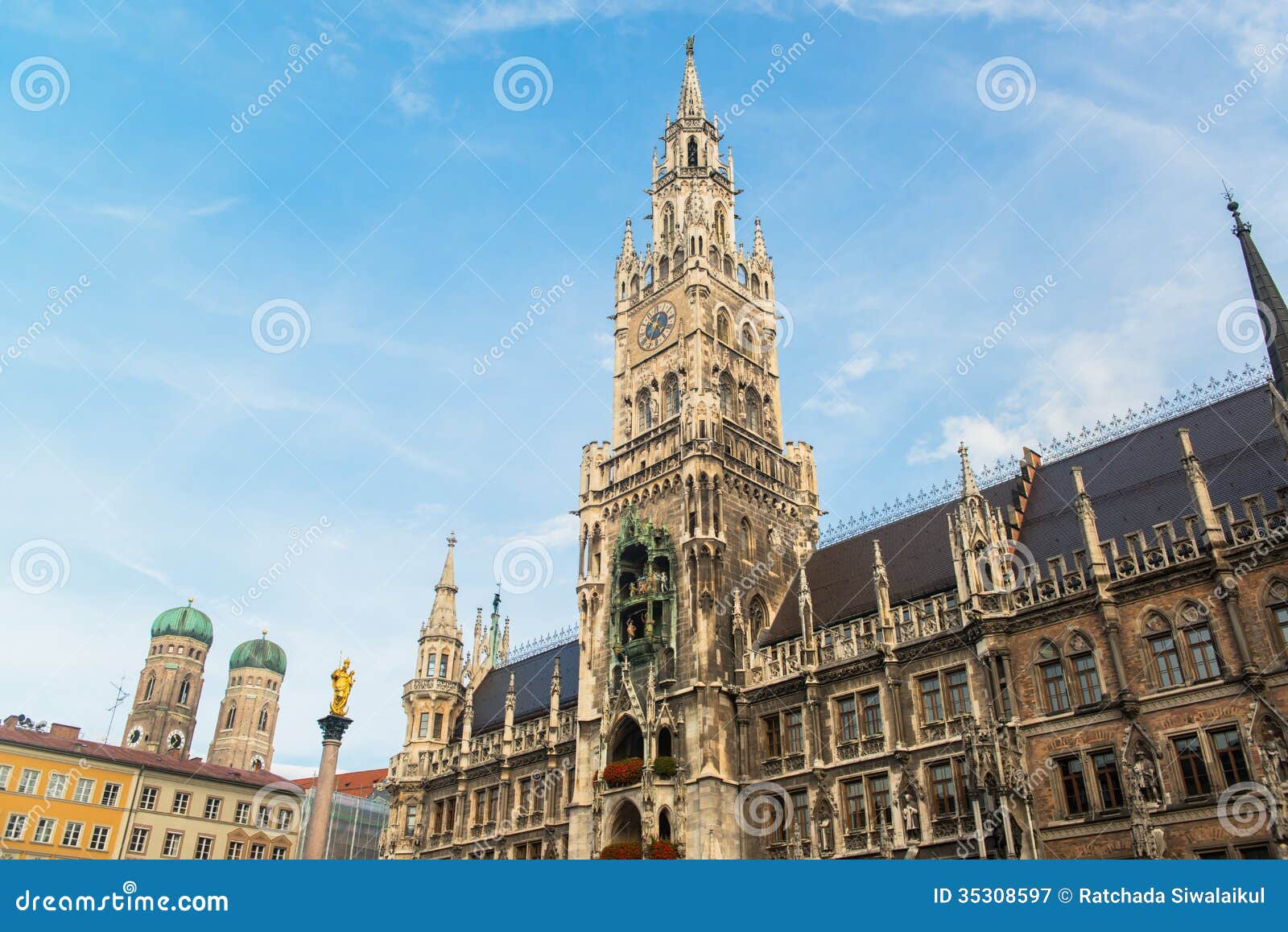 Munchen New Town Hall Marienplatz Stock Image - Image of landmark, city ...