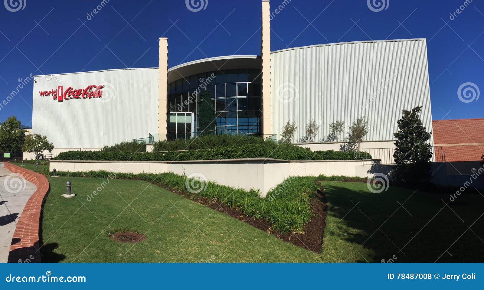 Mundo de la Coca-Cola foto de archivo editorial. Imagen de muestras ...