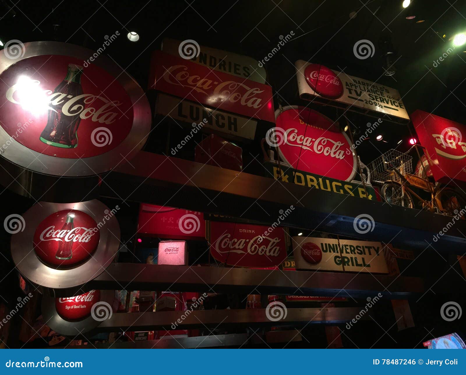 Mundo de la Coca-Cola foto editorial. Imagen de museo - 78487246