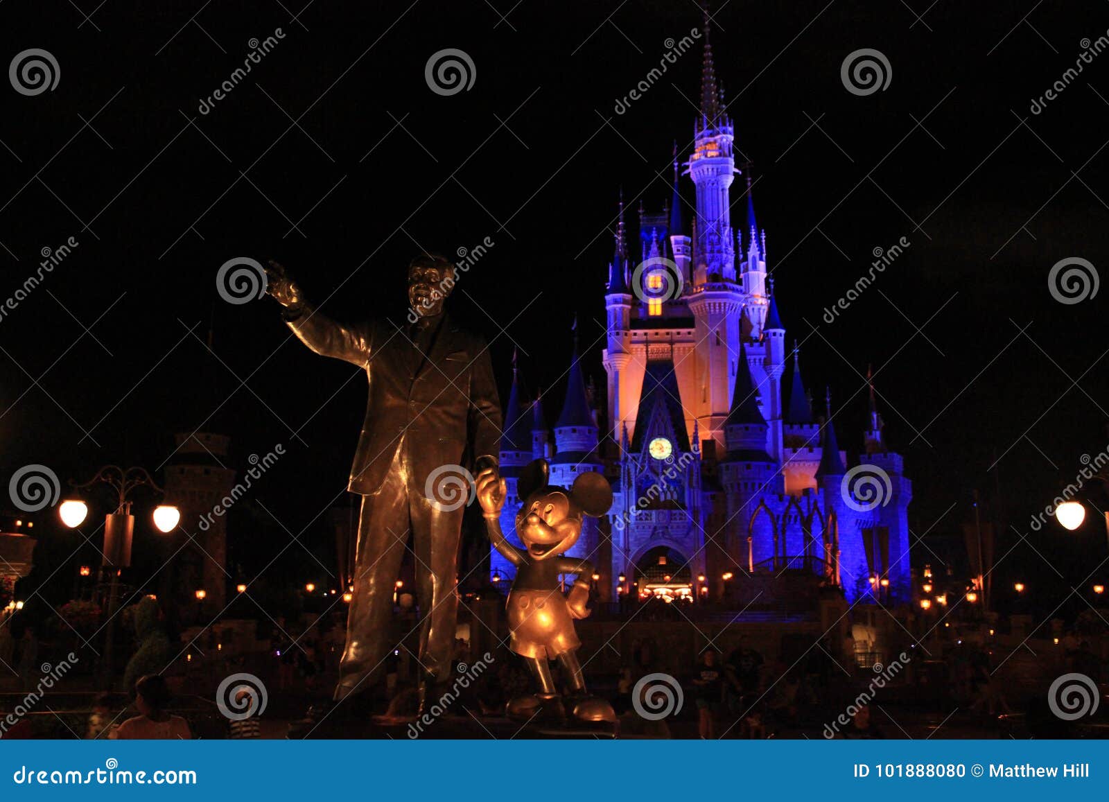 Mundo de Walt Disney imagen editorial. Imagen de disneyland - 101888080